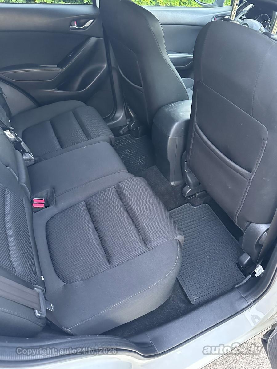 White Mazda CX-5 2015 in Tallinn, with an engine capacity of 2.20 L and mileage of 155 thousand km for 11900 €, photo 22 on AUTOMOTO.COM.LV
