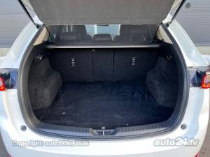 White Mazda CX-5 2019 in Tallinn, with an engine capacity of 2.20 L and mileage of 218 thousand km for 13490 €, photo 12 on AUTOMOTO.COM.LV