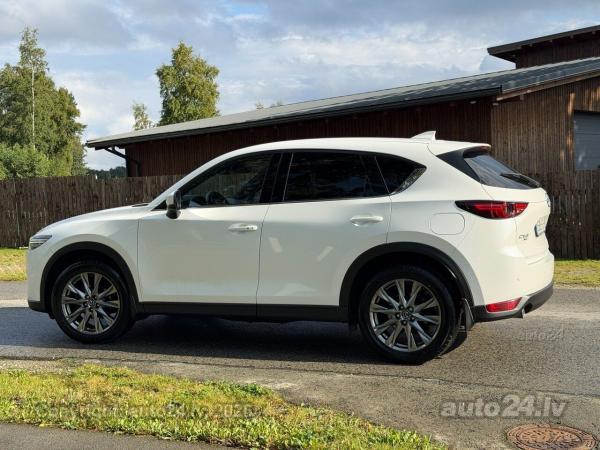 White Mazda CX-5 2019 in Tallinn, with an engine capacity of 2.50 L and mileage of 85 thousand km for 21500 €, photo 3 on AUTOMOTO.COM.LV