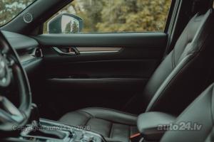 Balts Mazda CX-5 2019 Tallina, ar dzinēja tilpumu 2.50 L un nobraukumu 85 tūkst. km par 21500 €, foto 8 vietnē AUTOMOTO.COM.LV