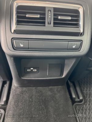 Melns Mazda CX-60 2023 Tallina, ar dzinēja tilpumu 3.30 L un nobraukumu 116 tūkst. km par 29900 €, foto 16 vietnē AUTOMOTO.COM.LV