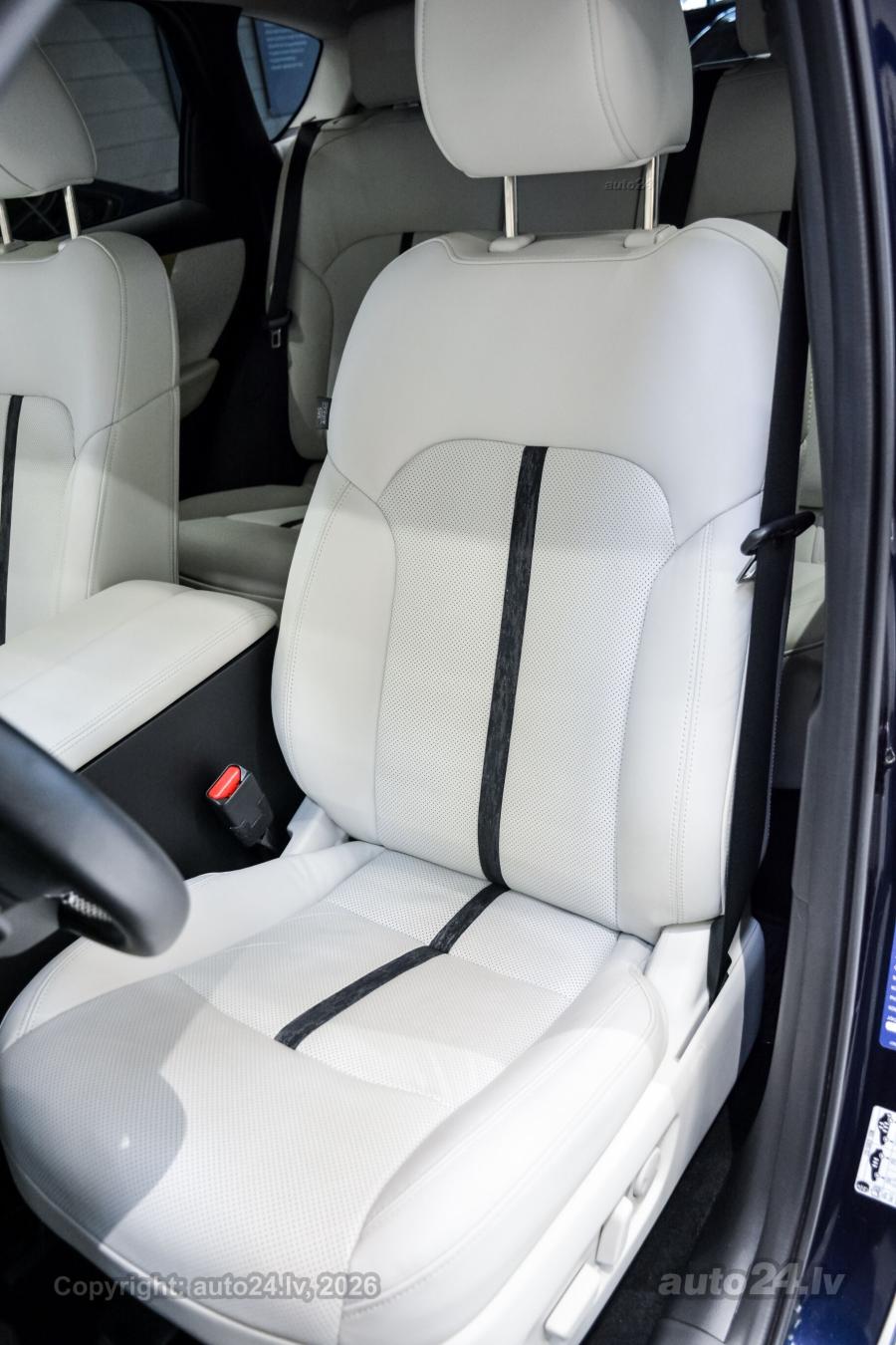 Zils Mazda CX-60 2024 Tallina, ar dzinēja tilpumu 3.30 L un nobraukumu 16 tūkst. km par 41500 €, foto 15 vietnē AUTOMOTO.COM.LV