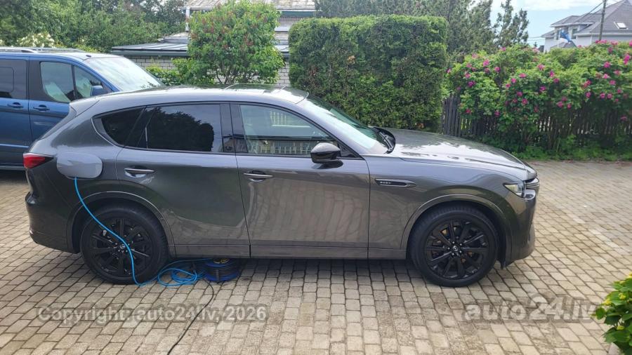 Pelēks Mazda CX-60 2023 Tallina, ar dzinēja tilpumu 2.50 L un nobraukumu 48 tūkst. km par 43000 €, foto 3 vietnē AUTOMOTO.COM.LV
