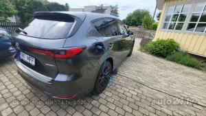 Pelēks Mazda CX-60 2023 Tallina, ar dzinēja tilpumu 2.50 L un nobraukumu 48 tūkst. km par 43000 €, foto 4 vietnē AUTOMOTO.COM.LV