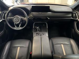 Sarkans Mazda CX-60 2025 Viļņa, ar dzinēja tilpumu 3.30 L un nobraukumu 16 tūkst. km par 47500 €, foto 13 vietnē AUTOMOTO.COM.LV