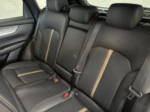 Sarkans Mazda CX-60 2025 Viļņa, ar dzinēja tilpumu 3.30 L un nobraukumu 16 tūkst. km par 47500 €, foto 16 vietnē AUTOMOTO.COM.LV