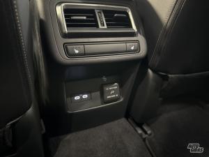 Sarkans Mazda CX-60 2025 Viļņa, ar dzinēja tilpumu 3.30 L un nobraukumu 16 tūkst. km par 47500 €, foto 26 vietnē AUTOMOTO.COM.LV