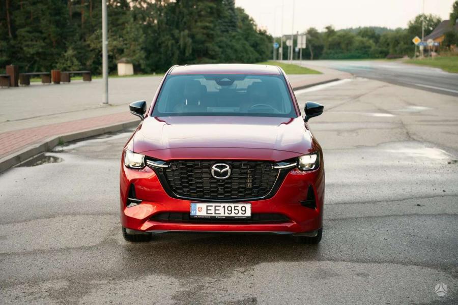 Sarkans Mazda CX-60 2026 Zarasai, ar dzinēja tilpumu 2.49 L un nobraukumu 16 tūkst. km par 44500 €, foto 3 vietnē AUTOMOTO.COM.LV