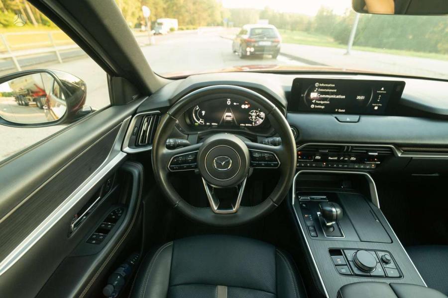 Sarkans Mazda CX-60 2026 Zarasai, ar dzinēja tilpumu 2.49 L un nobraukumu 16 tūkst. km par 44500 €, foto 18 vietnē AUTOMOTO.COM.LV