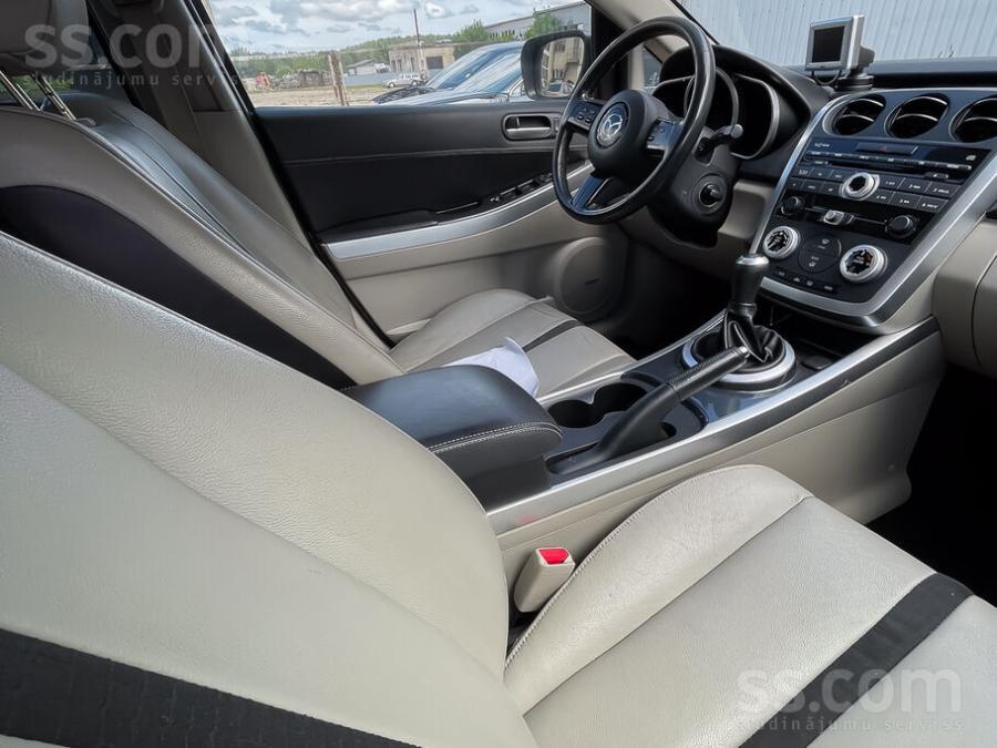 Melns Mazda CX-7 2007 Tukums, ar dzinēja tilpumu 2.30 L un nobraukumu 0 tūkst. km par 1490 €, foto 4 vietnē AUTOMOTO.COM.LV