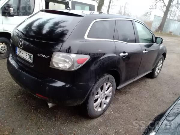 Black Mazda CX-7 2008 in Jelgava, with an engine capacity of 2.30 L and mileage of 0 thousand km for 1500 €, photo 3 on AUTOMOTO.COM.LV