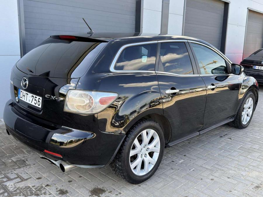 Melns Mazda CX-7 2008 Viļņa, ar dzinēja tilpumu 2.26 L un nobraukumu 395 tūkst. km par 1600 €, foto 5 vietnē AUTOMOTO.COM.LV