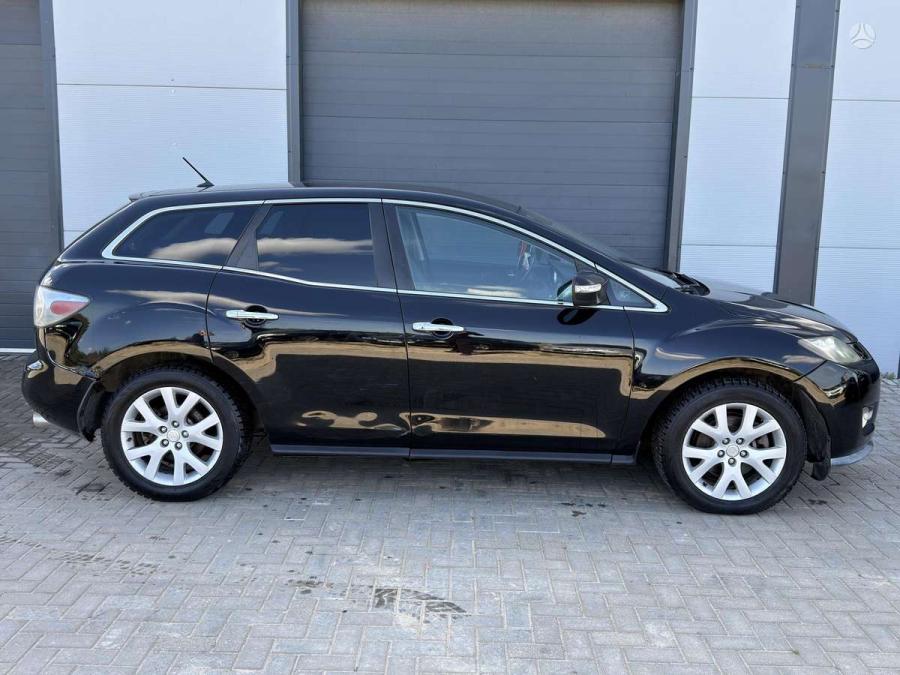 Melns Mazda CX-7 2008 Viļņa, ar dzinēja tilpumu 2.26 L un nobraukumu 395 tūkst. km par 1600 €, foto 6 vietnē AUTOMOTO.COM.LV