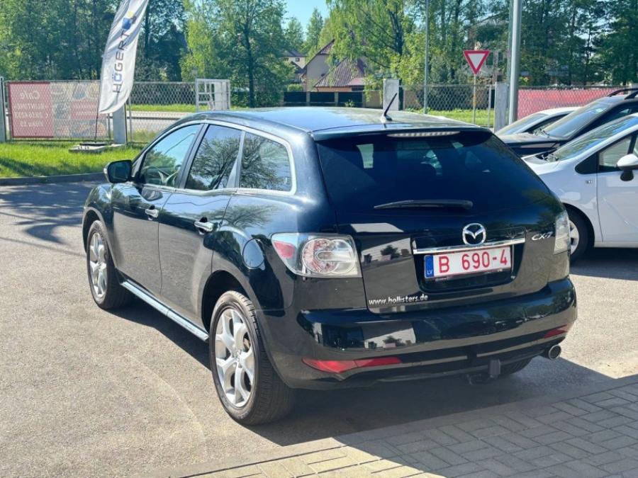 Черный Мазда СХ-7 2010 в Рига, объемом двигателя 2.20 л и пробегом 163 тыс. км за 7799 €, фото 4 на AUTOMOTO.COM.LV