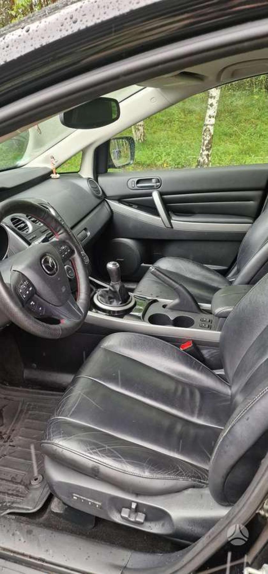Black Mazda CX-7 2010 in Vilnius, with an engine capacity of 2.20 L and mileage of 195 thousand km for 3499 €, photo 9 on AUTOMOTO.COM.LV