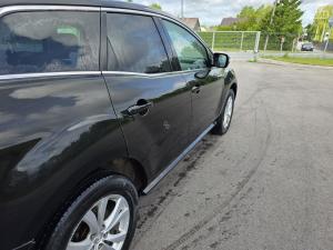 Black Mazda CX-7 2010 in Kretinga, with an engine capacity of 2.20 L and mileage of 266 thousand km for 3100 €, photo 4 on AUTOMOTO.COM.LV