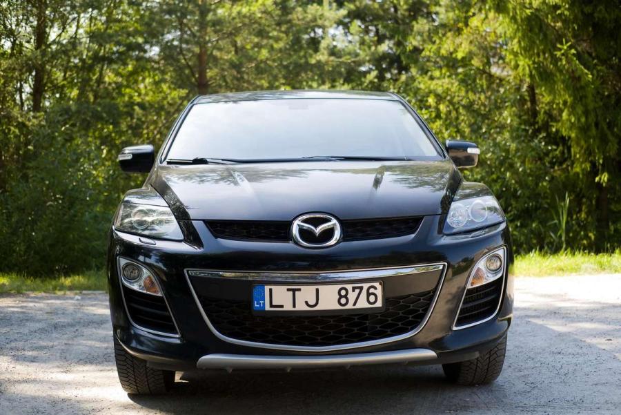 Black Mazda CX-7 2010 in Kaunas, with an engine capacity of 2.18 L and mileage of 380 thousand km for 2500 €, photo 5 on AUTOMOTO.COM.LV