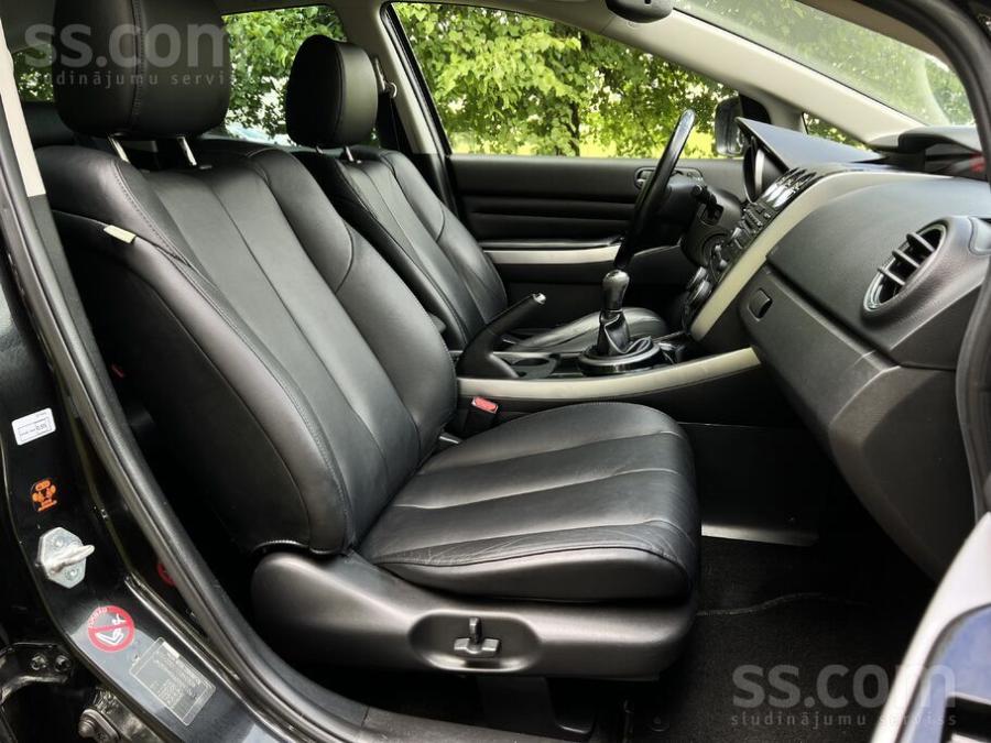 Melns Mazda CX-7 2010 Cēsis, ar dzinēja tilpumu 2.20 L un nobraukumu 293 tūkst. km par 4500 €, foto 12 vietnē AUTOMOTO.COM.LV