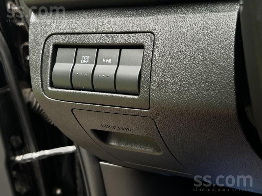 Melns Mazda CX-7 2010 Cēsis, ar dzinēja tilpumu 2.20 L un nobraukumu 293 tūkst. km par 4500 €, foto 16 vietnē AUTOMOTO.COM.LV