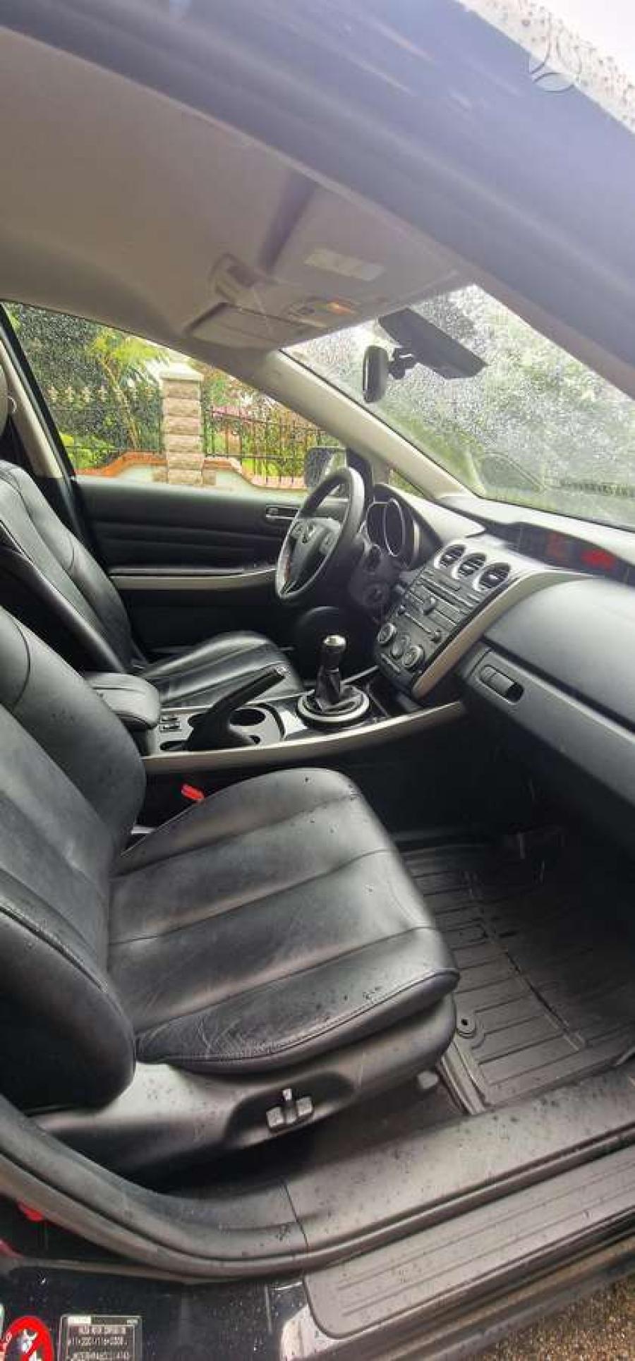 Black Mazda CX-7 2010 in Vilnius, with an engine capacity of 2.20 L and mileage of 0 thousand km for 2999 €, photo 10 on AUTOMOTO.COM.LV
