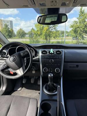 Melns Mazda CX-7 2010 Klaipėda, ar dzinēja tilpumu 2.18 L un nobraukumu 373 tūkst. km par 2700 €, foto 7 vietnē AUTOMOTO.COM.LV