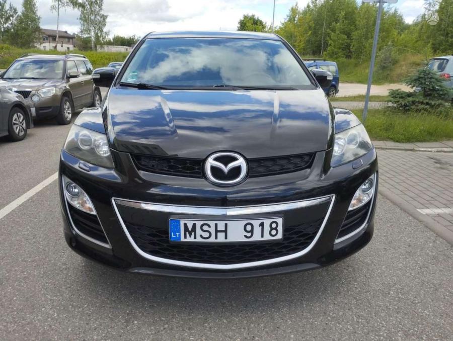 Black Mazda CX-7 2010 in Vilnius, with an engine capacity of 2.20 L and mileage of 192 thousand km for 2999 €, photo 4 on AUTOMOTO.COM.LV
