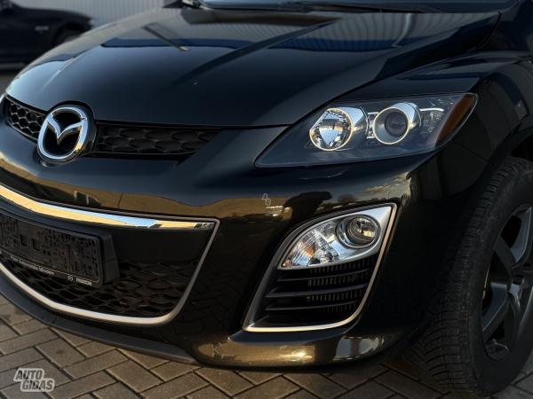 Mazda CX-7 2010 Kretinga vietnē Melns Mazda CX-7 2010 Kretinga, ar dzinēja tilpumu 2.20 L un nobraukumu 266 tūkst. km par 4900 €, foto 6 vietnē AUTOMOTO.COM.LV