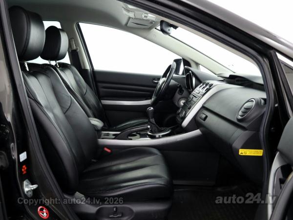 Melns Mazda CX-7 2011 Tallina, ar dzinēja tilpumu 2.20 L un nobraukumu 245 tūkst. km par 2499 €, foto 6 vietnē AUTOMOTO.COM.LV