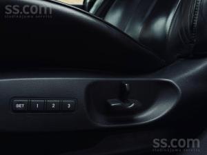 Black Mazda CX-7 2011 in Cesis, with an engine capacity of 2.20 L and mileage of 0 thousand km for 5600 €, photo 15 on AUTOMOTO.COM.LV