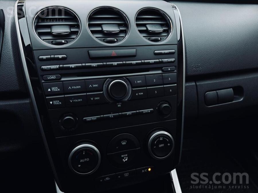 Black Mazda CX-7 2011 in Cesis, with an engine capacity of 2.20 L and mileage of 0 thousand km for 5600 €, photo 20 on AUTOMOTO.COM.LV