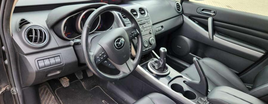 Black Mazda CX-7 2011 in Birzai, with an engine capacity of 2.20 L and mileage of 260 thousand km for 4799 €, photo 13 on AUTOMOTO.COM.LV