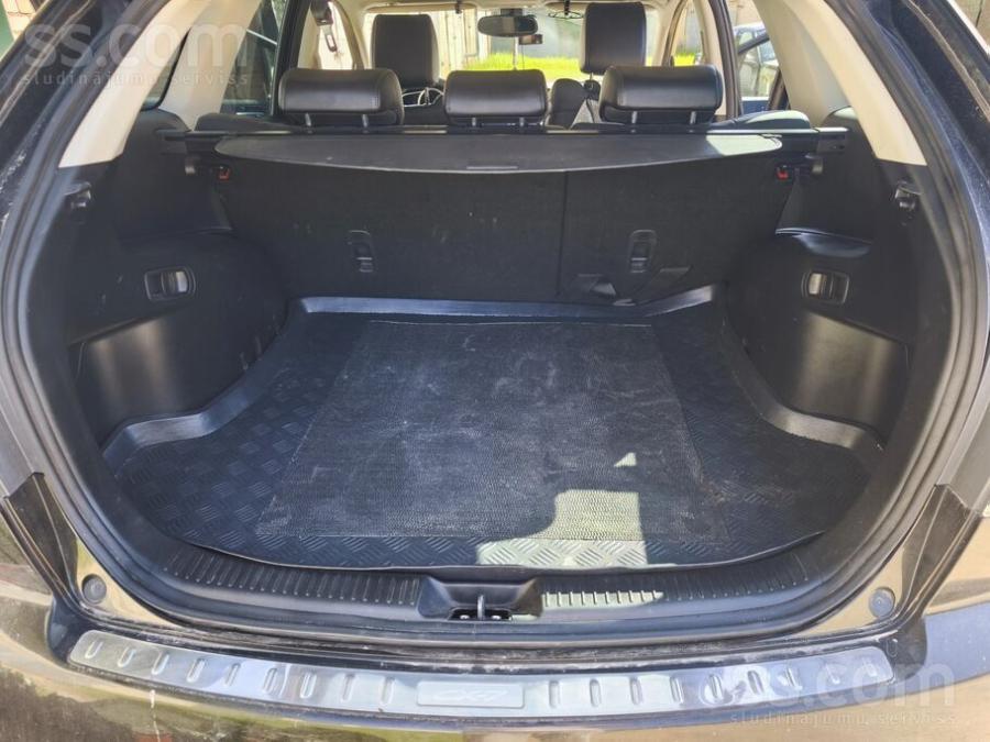 Melns Mazda CX-7 2011 Valmiera, ar dzinēja tilpumu 2.20 L un nobraukumu 272 tūkst. km par 5150 €, foto 7 vietnē AUTOMOTO.COM.LV