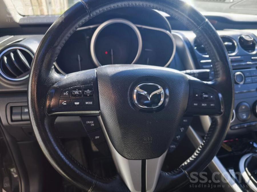 Melns Mazda CX-7 2011 Valmiera, ar dzinēja tilpumu 2.20 L un nobraukumu 272 tūkst. km par 5150 €, foto 9 vietnē AUTOMOTO.COM.LV