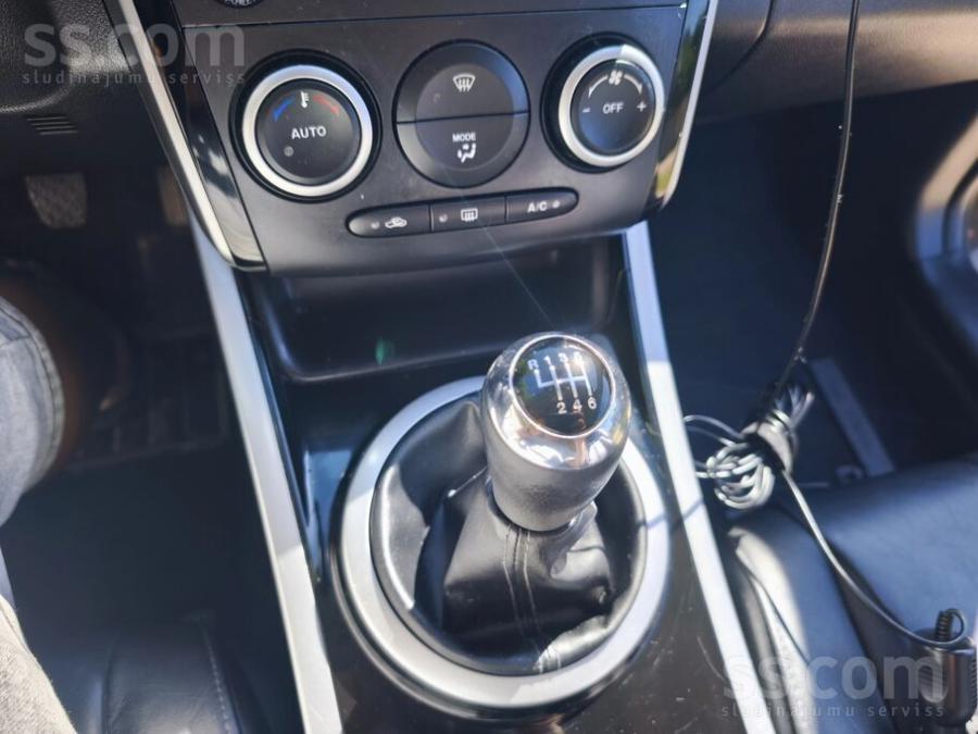 Melns Mazda CX-7 2011 Valmiera, ar dzinēja tilpumu 2.20 L un nobraukumu 272 tūkst. km par 5150 €, foto 14 vietnē AUTOMOTO.COM.LV