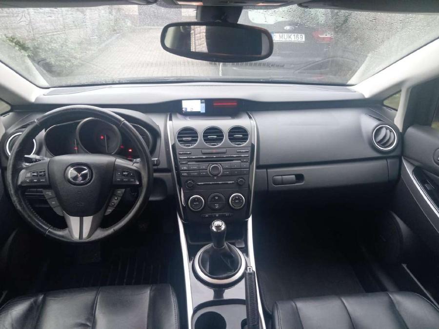 Melns Mazda CX-7 2012 Tauragė, ar dzinēja tilpumu 2.18 L un nobraukumu 376 tūkst. km par 4450 €, foto 7 vietnē AUTOMOTO.COM.LV