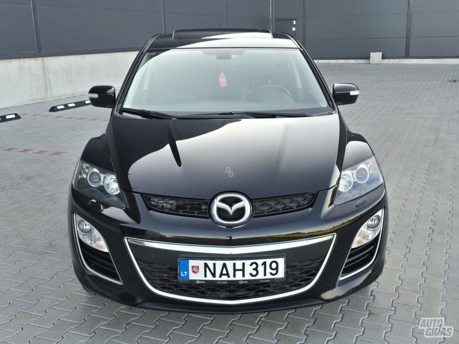 Black Mazda CX-7 2012 in Siauliai, with an engine capacity of 2.20 L and mileage of 216 thousand km for 4000 €, photo 3 on AUTOMOTO.COM.LV