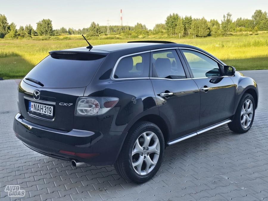 Black Mazda CX-7 2012 in Siauliai, with an engine capacity of 2.20 L and mileage of 216 thousand km for 4000 €, photo 5 on AUTOMOTO.COM.LV