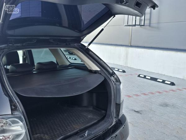 Black Mazda CX-7 2012 in Siauliai, with an engine capacity of 2.20 L and mileage of 216 thousand km for 4000 €, photo 7 on AUTOMOTO.COM.LV