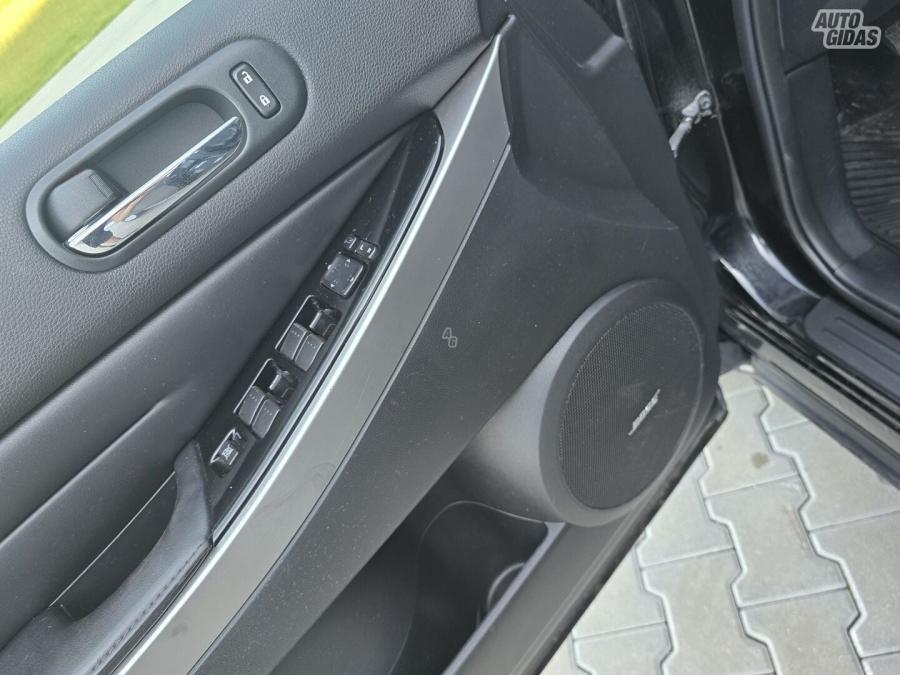 Black Mazda CX-7 2012 in Siauliai, with an engine capacity of 2.20 L and mileage of 216 thousand km for 4000 €, photo 14 on AUTOMOTO.COM.LV