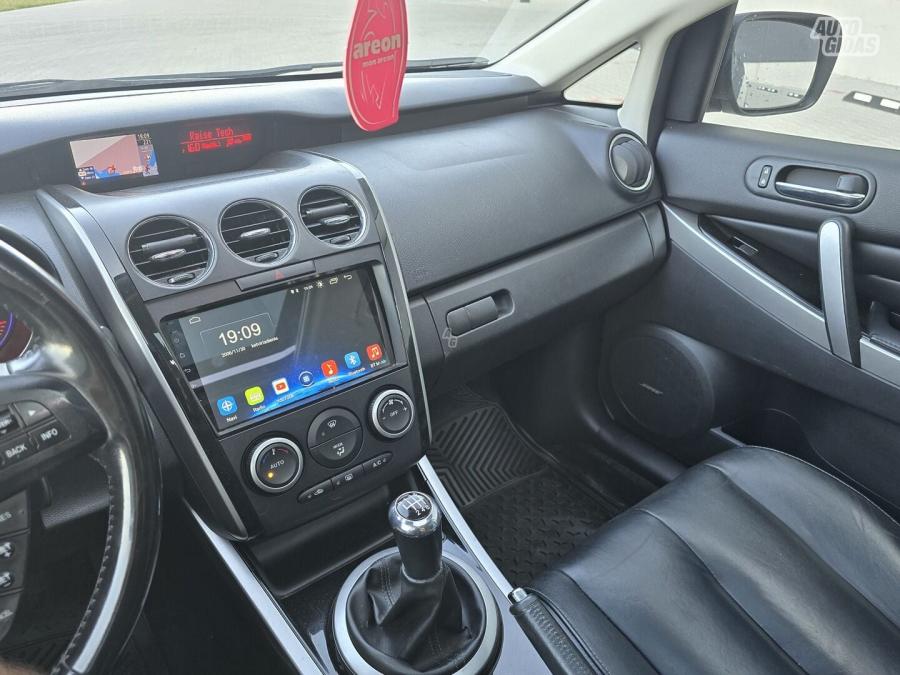 Black Mazda CX-7 2012 in Siauliai, with an engine capacity of 2.20 L and mileage of 216 thousand km for 4000 €, photo 16 on AUTOMOTO.COM.LV