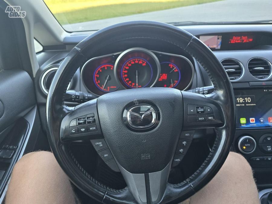 Black Mazda CX-7 2012 in Siauliai, with an engine capacity of 2.20 L and mileage of 216 thousand km for 4000 €, photo 20 on AUTOMOTO.COM.LV