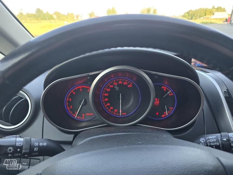 Black Mazda CX-7 2012 in Siauliai, with an engine capacity of 2.20 L and mileage of 216 thousand km for 4000 €, photo 21 on AUTOMOTO.COM.LV