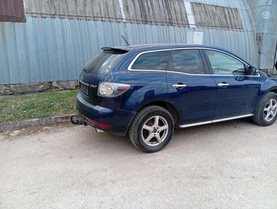 Blue Mazda CX-7 2011 in Trakai, with an engine capacity of 0.00 L and mileage of 250 thousand km for 1600 €, photo 5 on AUTOMOTO.COM.LV