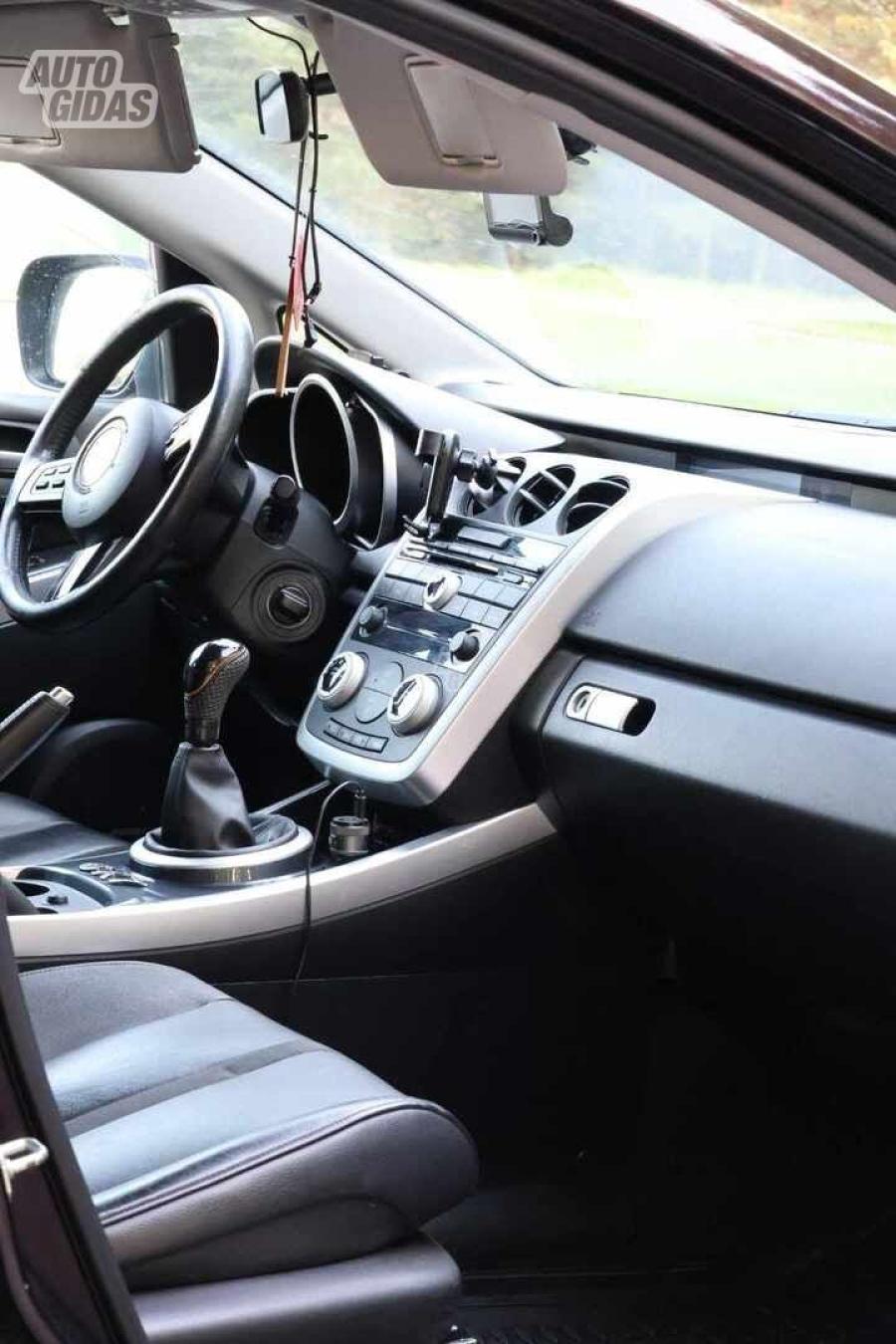 Mazda CX-7 2008 in Mazeikiai, with an engine capacity of 2.30 L and mileage of 189 thousand km for 2000 €, photo 5 on AUTOMOTO.COM.LV