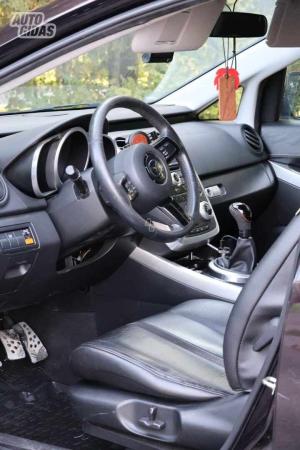 Mazda CX-7 2008 in Mazeikiai, with an engine capacity of 2.30 L and mileage of 189 thousand km for 2000 €, photo 6 on AUTOMOTO.COM.LV