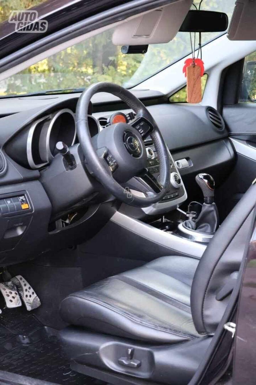 Mazda CX-7 2008 in Mazeikiai, with an engine capacity of 2.30 L and mileage of 189 thousand km for 2000 €, photo 6 on AUTOMOTO.COM.LV