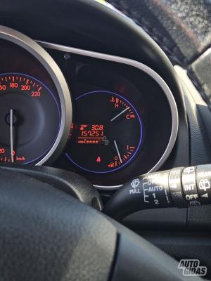 Mazda CX-7 2009 in Kluonaliai, with an engine capacity of 2.20 L and mileage of 157 thousand km for 4650 €, photo 22 on AUTOMOTO.COM.LV