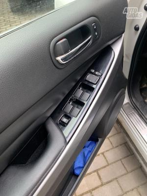Mazda CX-7 2010 in Vilnius, with an engine capacity of 2.20 L and mileage of 188 thousand km for 4200 €, photo 8 on AUTOMOTO.COM.LV