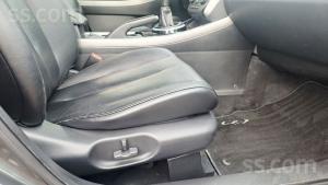 Mazda CX-7 2011 Rīga, ar dzinēja tilpumu 2.20 L un nobraukumu 239 tūkst. km par 4900 €, foto 16 vietnē AUTOMOTO.COM.LV