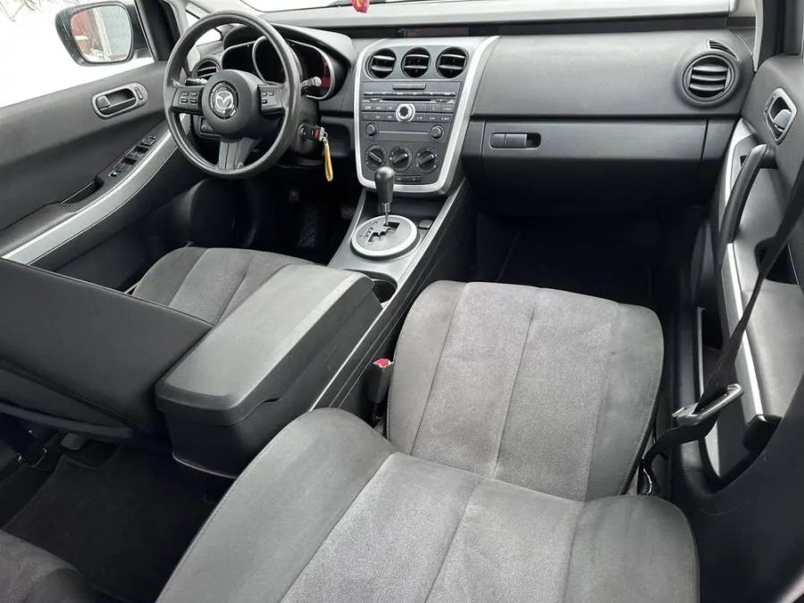 Grey Mazda CX-7 2008 in Riga, with an engine capacity of 2.30 L and mileage of 253 thousand km for 2600 €, photo 28 on AUTOMOTO.COM.LV